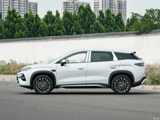 BYD Song Ultra DM-i Launched alongside Xuanji A3 Chip - HiLUCK
